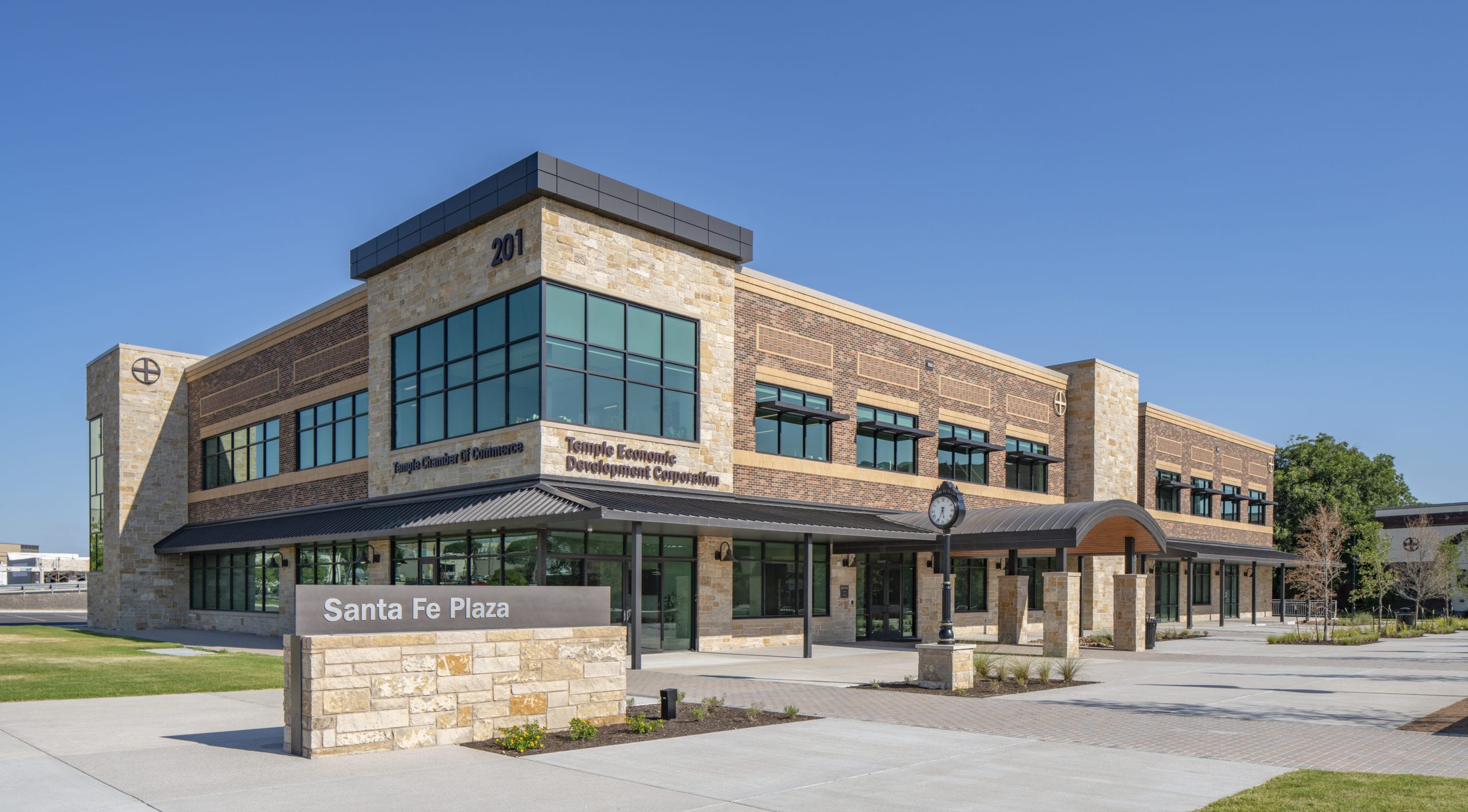 Santa Fe Business Center - American Constructors